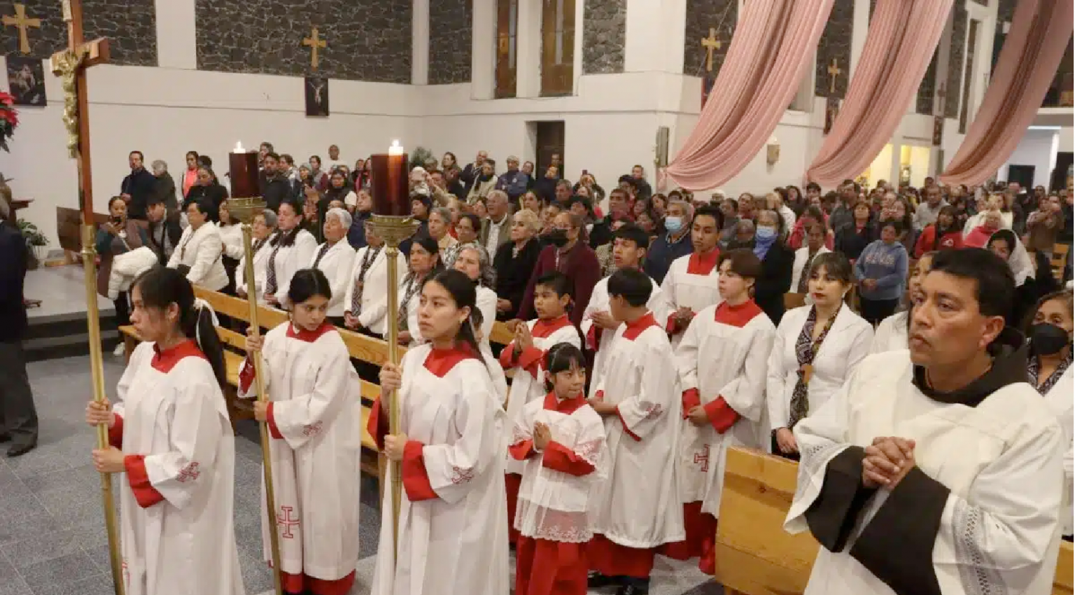 Questions about liturgy: Women and Girls as Altar Servers - ZENIT - English
