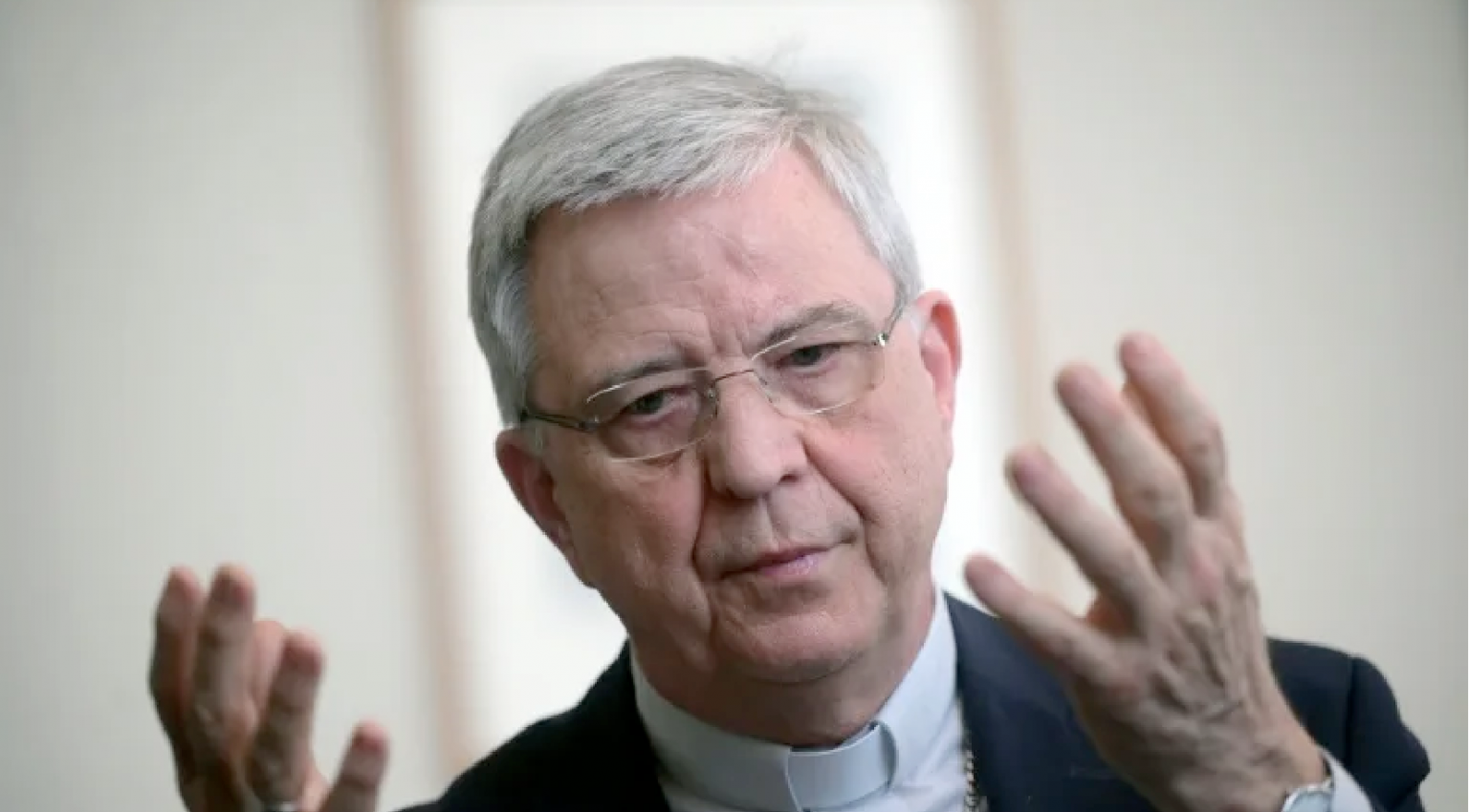 Controversial Antwerp bishop expands on his idea of ordaining married ...